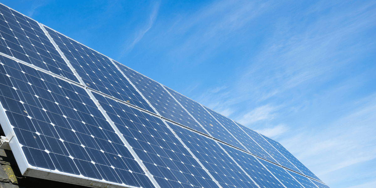 RAEE for photovoltaic systems: new developments in the 2026 Decree